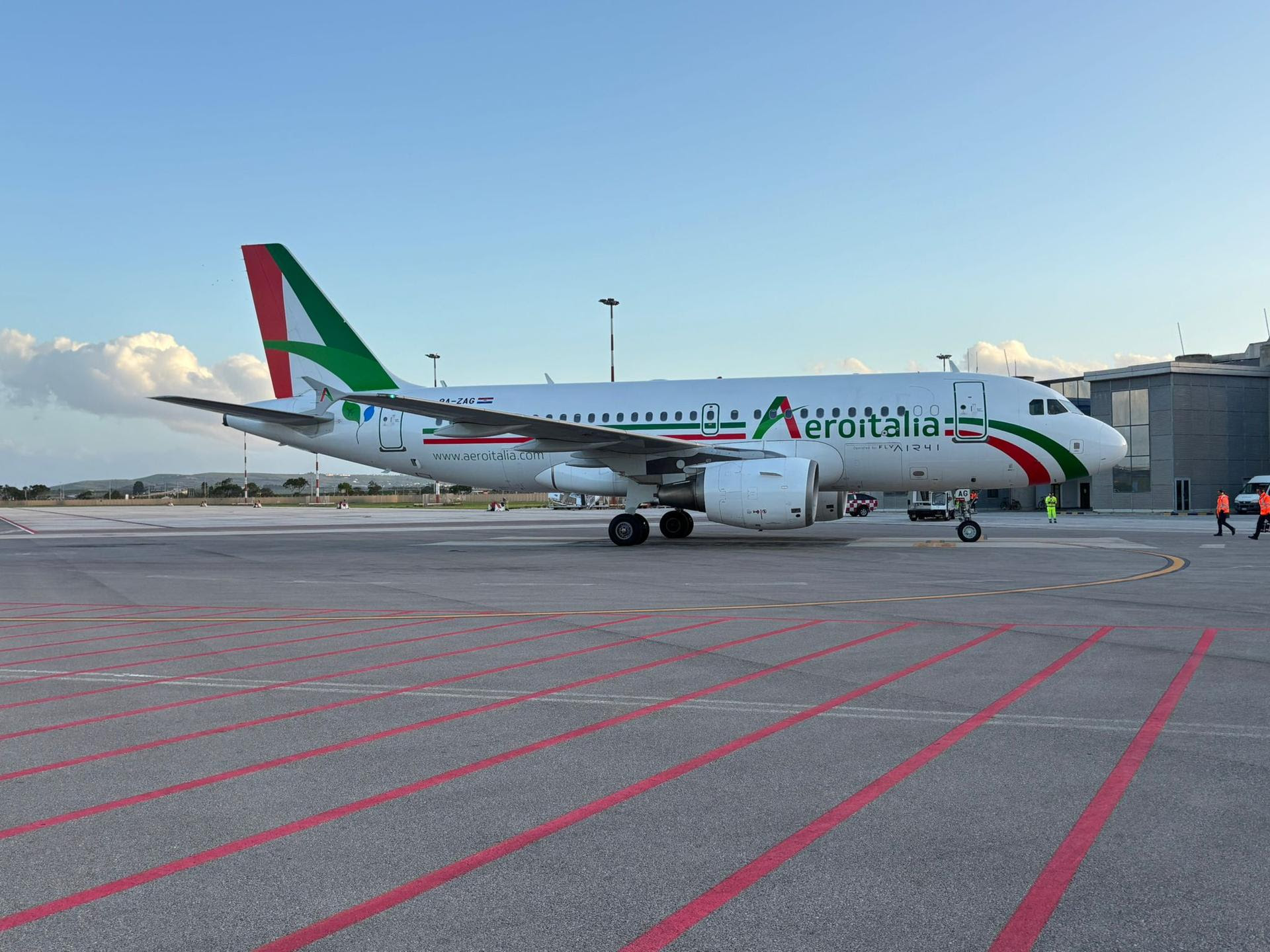 Aeroitalia torna all'Aeroporto di Trapani-Birgi con le nuove rotte per ...